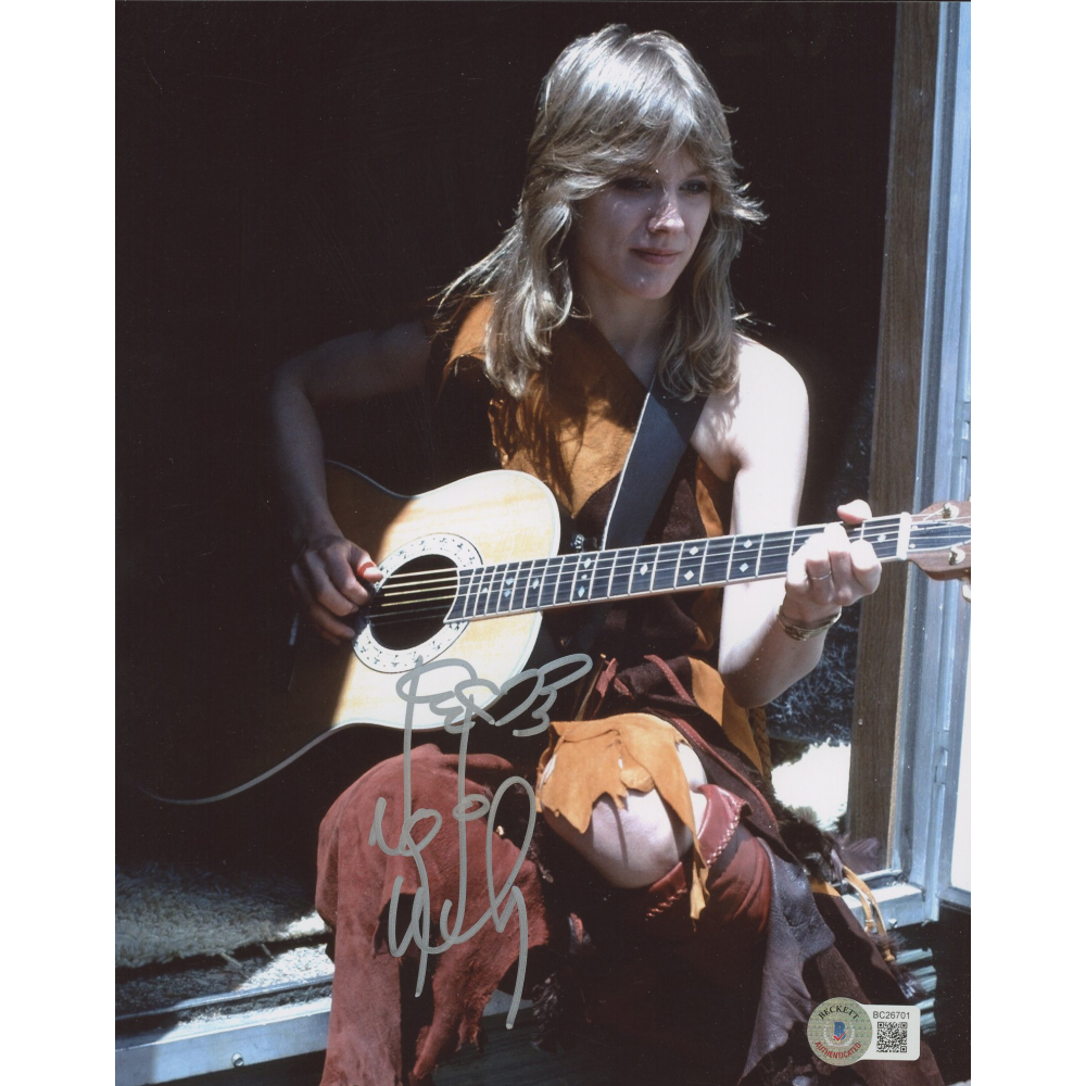 Nancy Wilson Signed 8x10 Photo (Beckett COA) | Pristine Auction