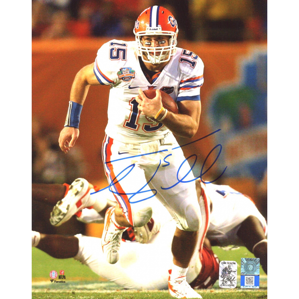 Tim Tebow Signed Florida Gators 8x10 Photo (Tebow) | Pristine Auction