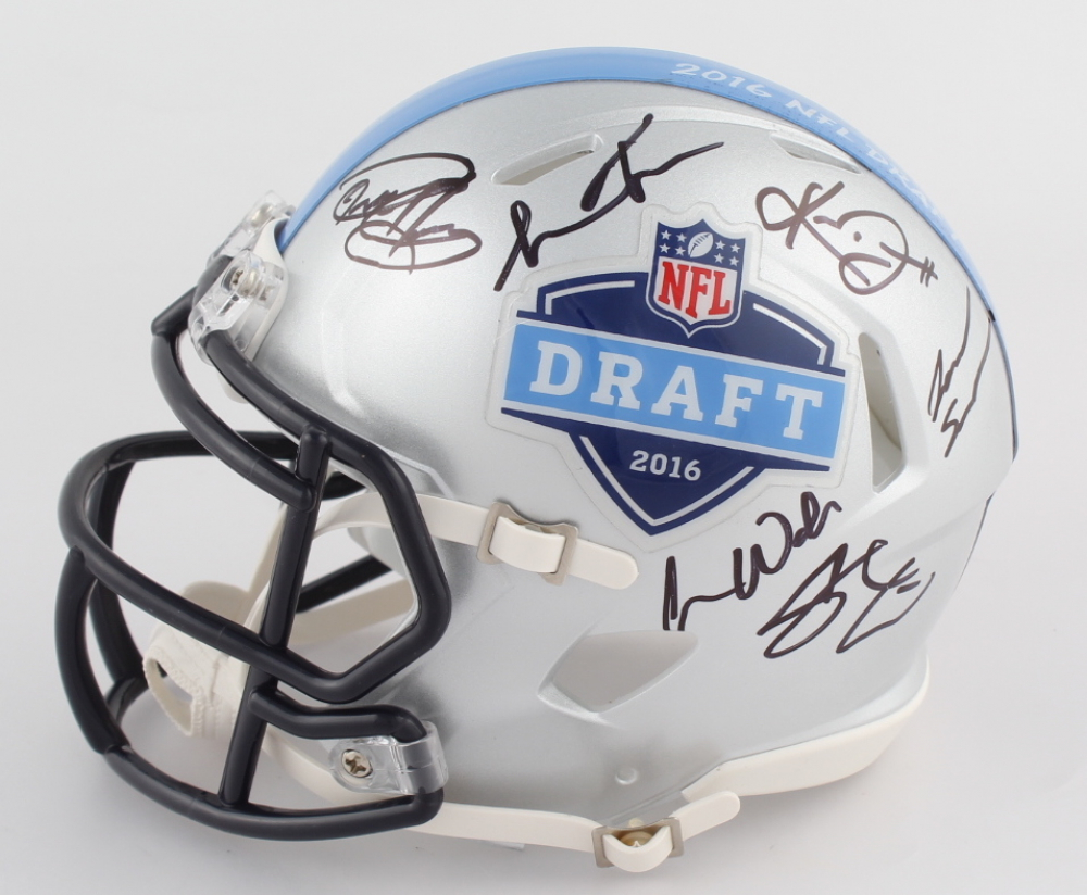 2016 NFL Draft Logo Mini Helmet signed by (9) With Derrick Henry, Kevin ...