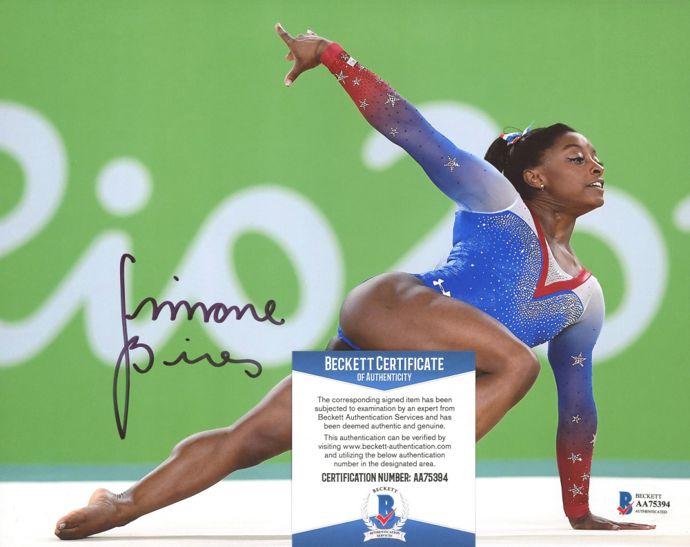 Simone Biles Signed Team USA 8x10 Photo (Beckett COA) | Pristine Auction