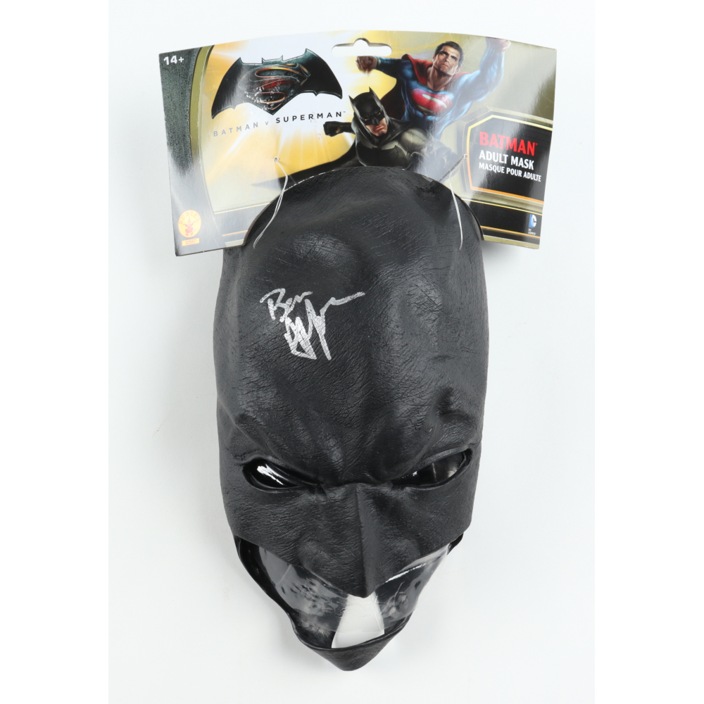 Ben Affleck Signed "Batman Vs. Superman" Full-Size Batman Mask (Beckett ...