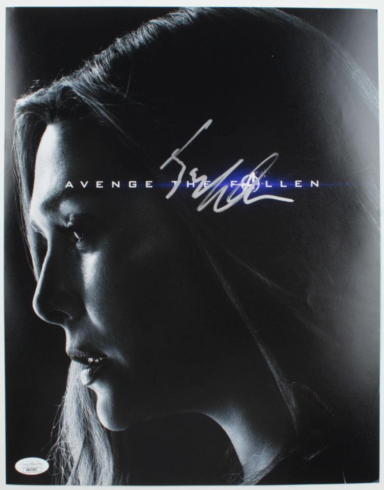 Elizabeth Olsen Signed "Avengers" 11x14 Photo (JSA COA) | Pristine Auction
