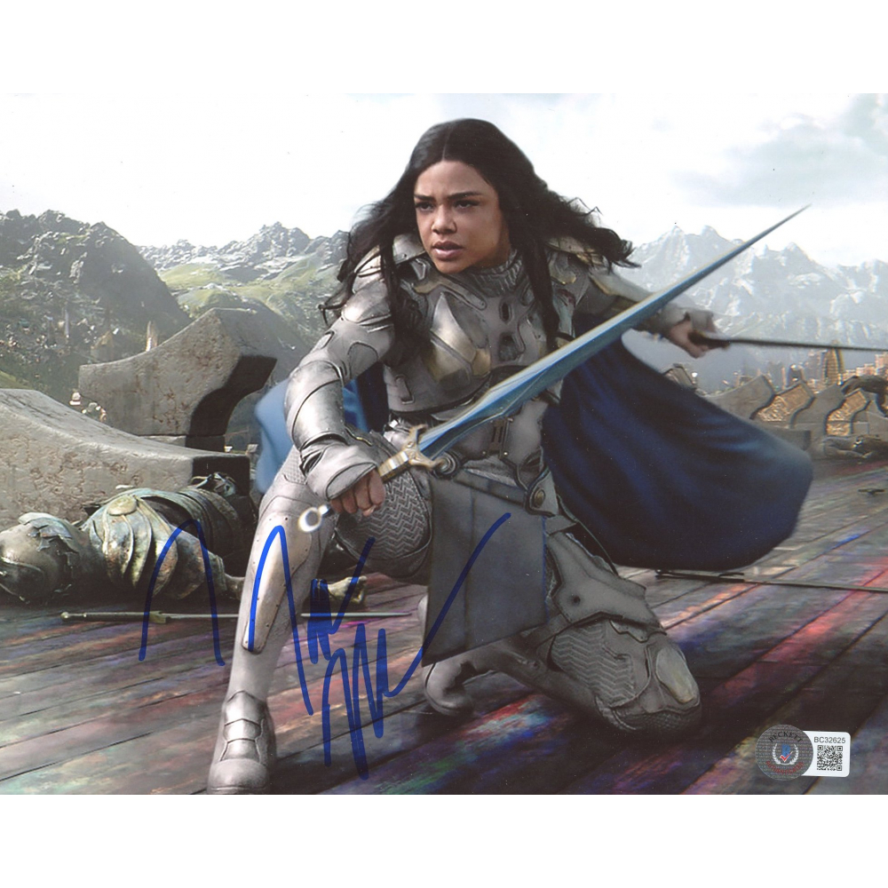 Tessa Thompson Signed "Avengers: Endgame" 8x10 Photo (Beckett COA ...