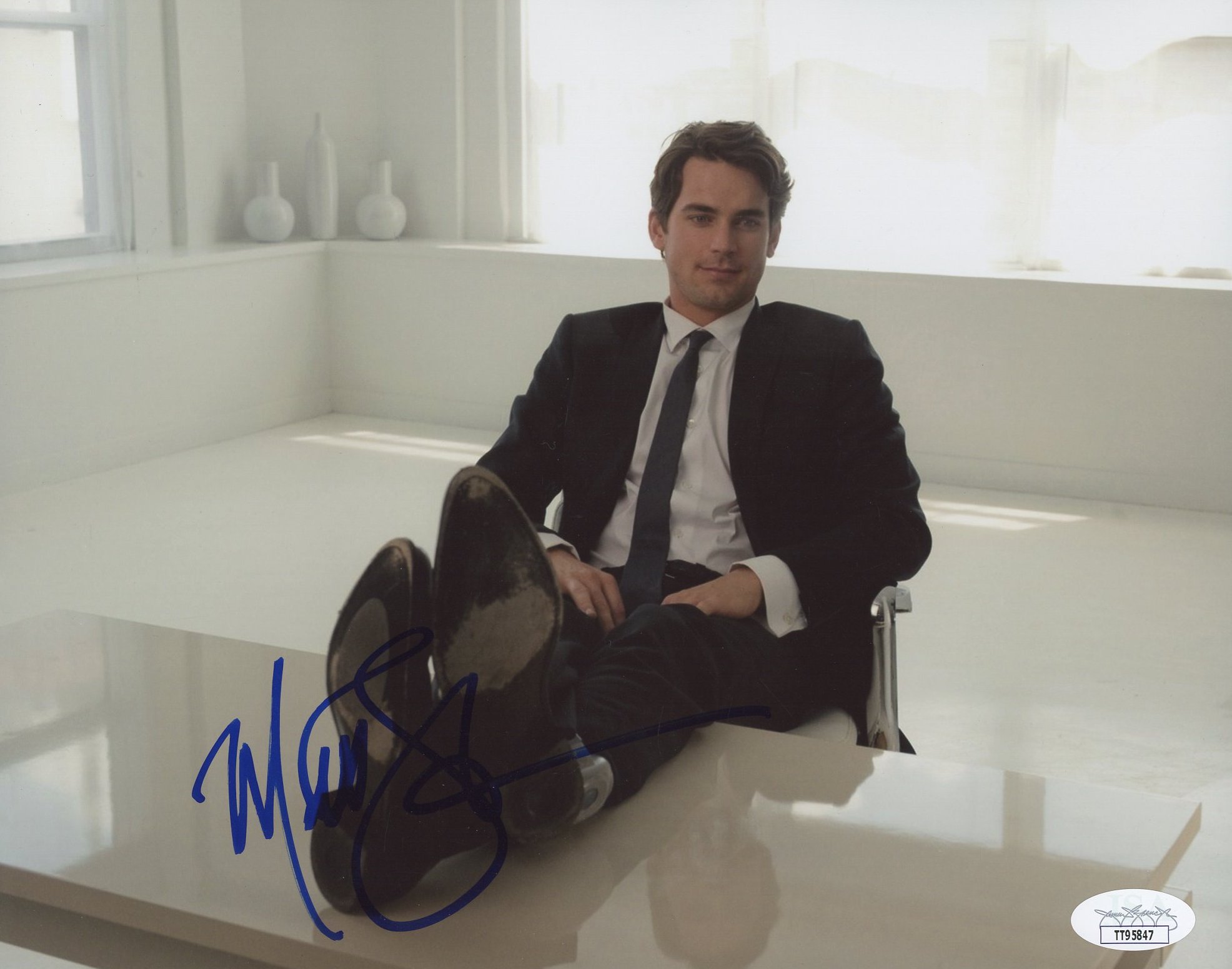 Matt Bomer Signed "White Collar" 8x10 Photo (JSA COA) | Pristine Auction