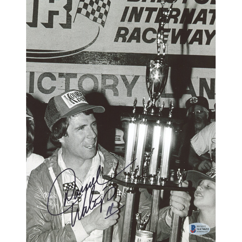 Darrell Waltrip Signed NASCAR 8x10 Photo (Beckett) | Pristine Auction