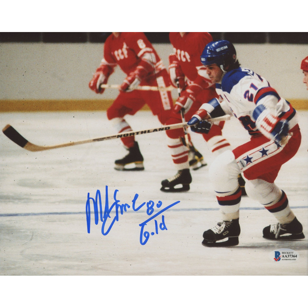 Mike Eruzione Signed Team USA 8x10 Photo Inscribed "80 Gold" (Beckett ...