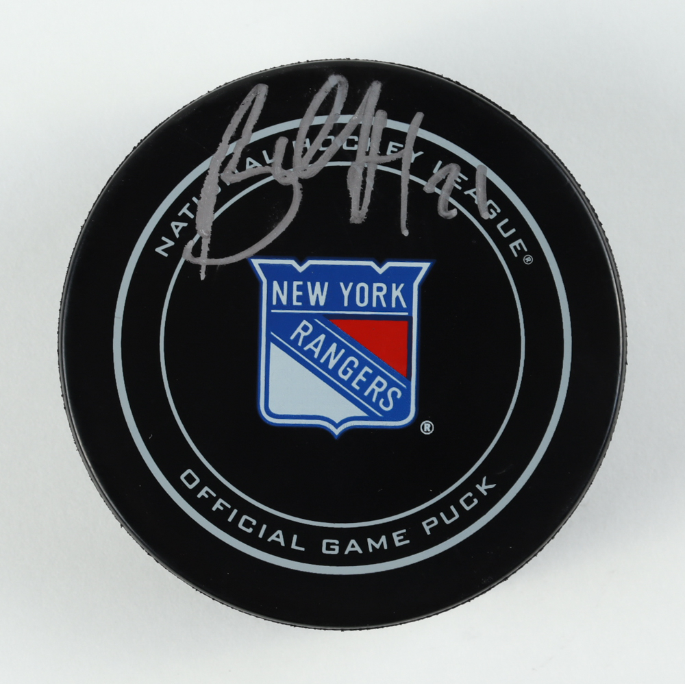 Brett Howden Signed Rangers Logo Hockey Puck (Fanatics) | Pristine Auction