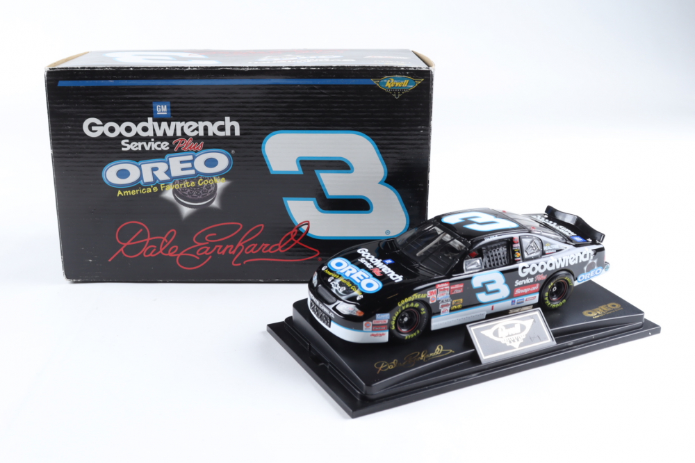 Dale Earnhardt LE #3 Oreo / GM Goodwrench Service Plus / 2001 Monte ...