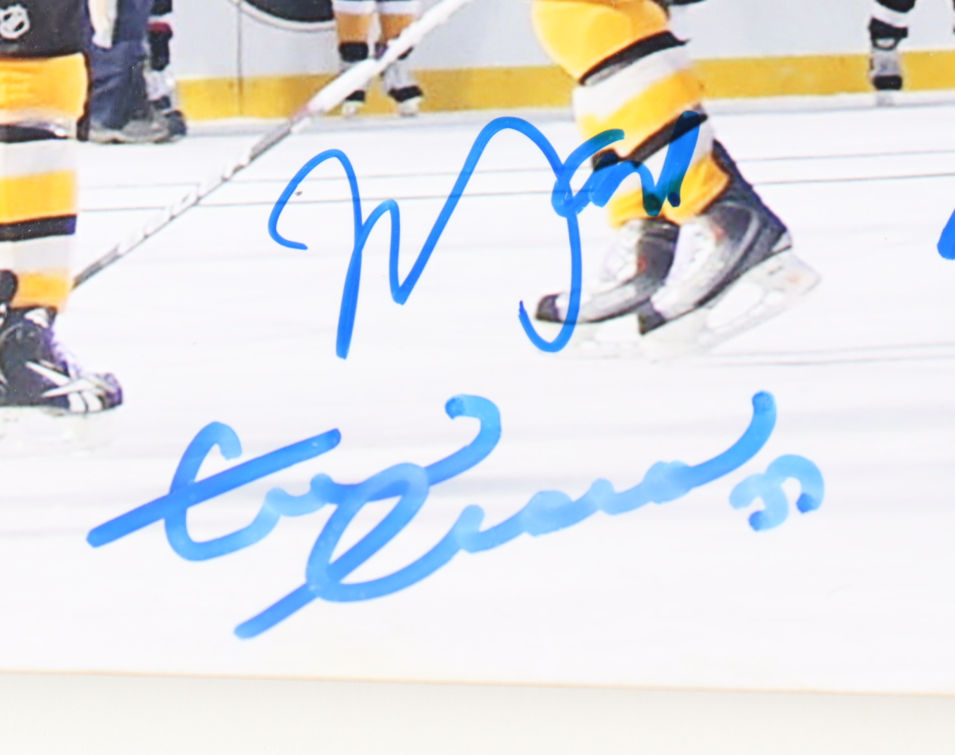 Bruins 12x18 Photo Team-Signed by (7) with Tim Thomas, Patrice Bergeron ...