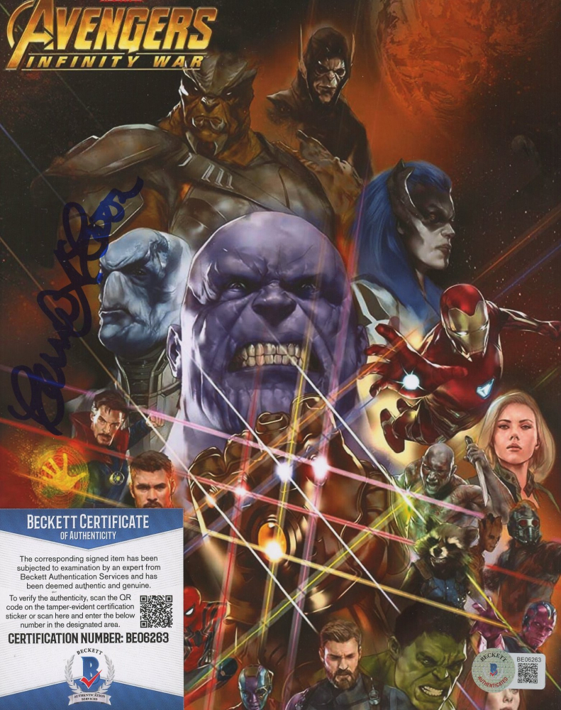 Carrie Coon Signed "Avengers: Infinity War" 8x10 Photo (Beckett ...