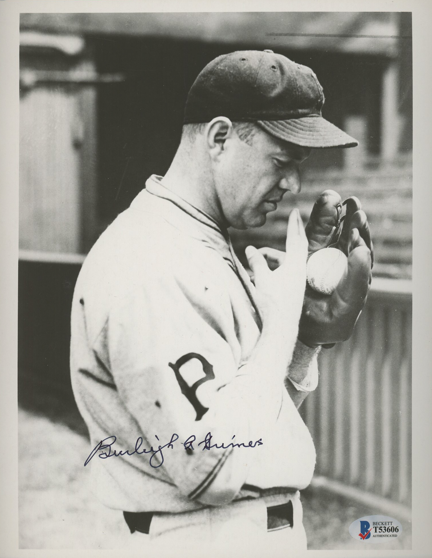 Burleigh Grimes Signed Pirates 8x10 Photo (Beckett) | Pristine Auction