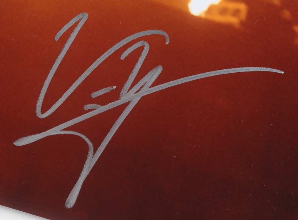 Vince Neil Signed 11x14 Photo (Beckett) | Pristine Auction