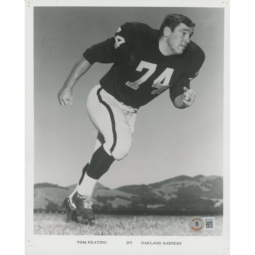 Tom Keating Signed Raiders 8x10 Photo (Beckett) | Pristine Auction