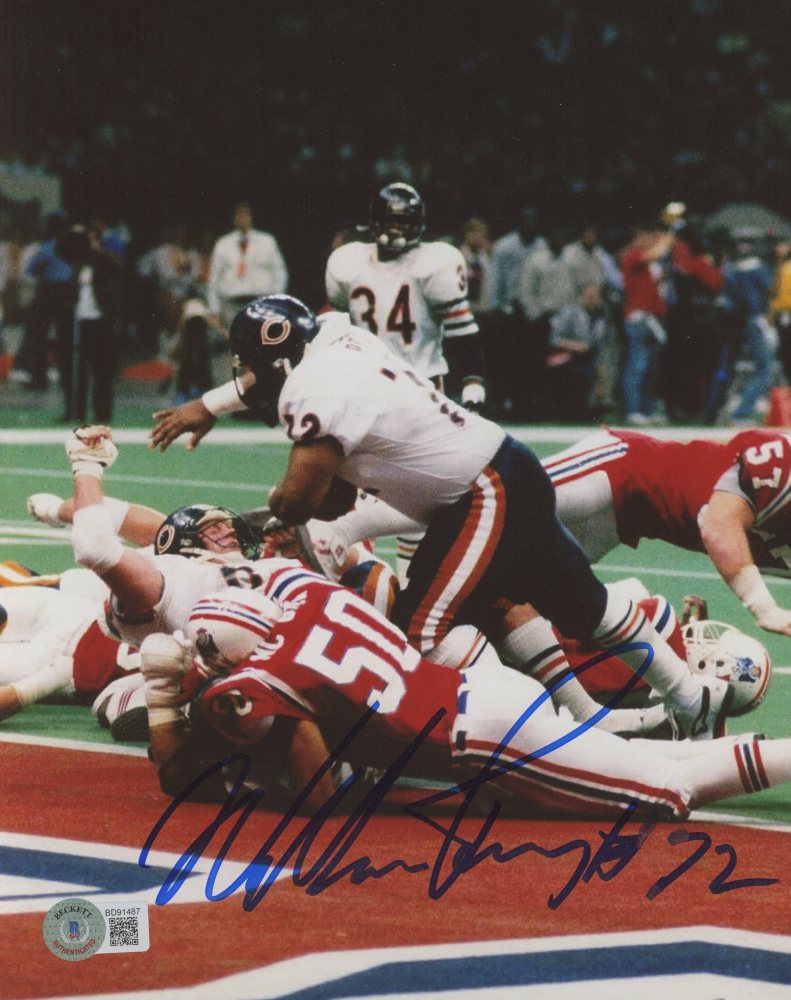 William Perry Signed Bears 8x10 Photo (Beckett) | Pristine Auction