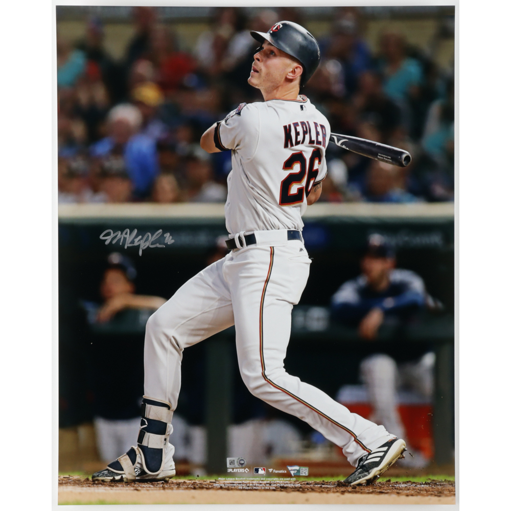 Max Kepler Signed Twins 16x20 Photo (Fanatics & MLB) | Pristine Auction