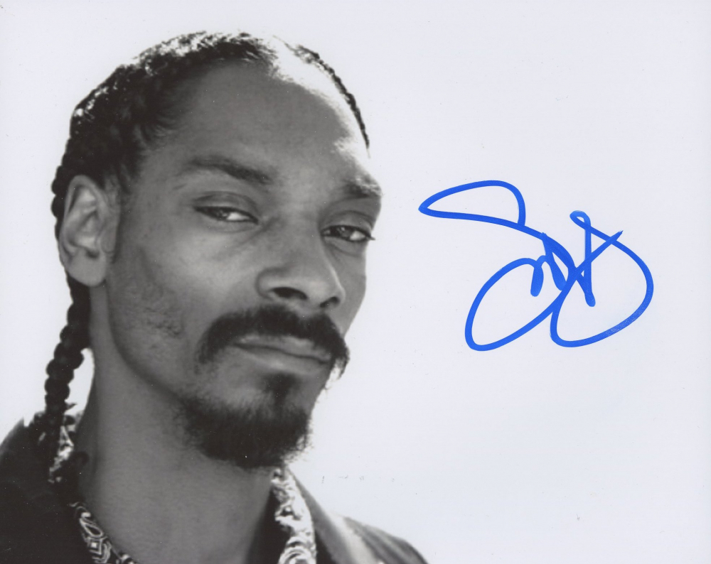 Snoop Dogg Signed 8x10 Photo (ACOA) | Pristine Auction