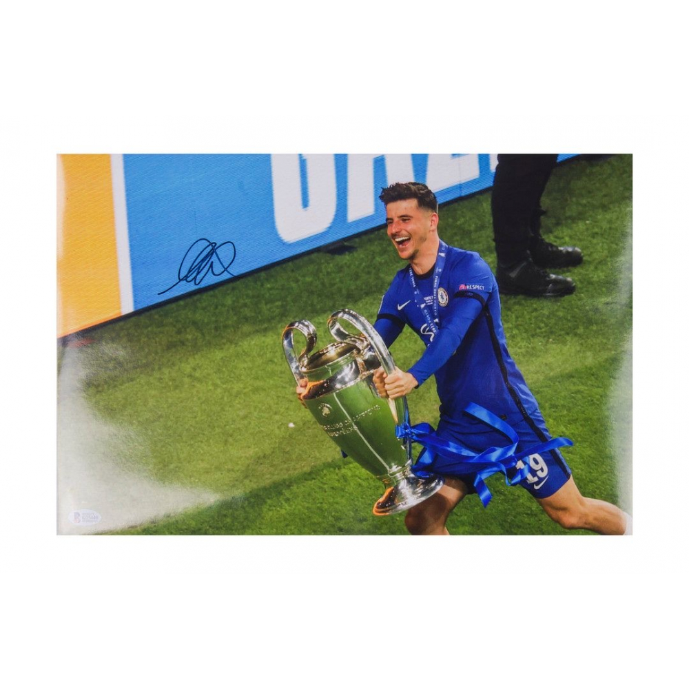 Mason Mount Signed Chelsea 12x16 Photo (Beckett) | Pristine Auction