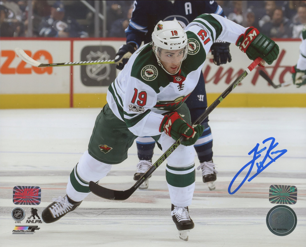 Luke Kunin Signed Wild 8x10 Photo (Kunin) | Pristine Auction