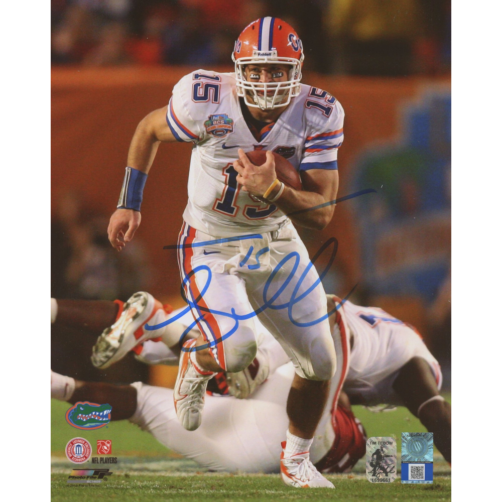 Tim Tebow Signed Florida Gators 8x10 Photo (Tebow) | Pristine Auction
