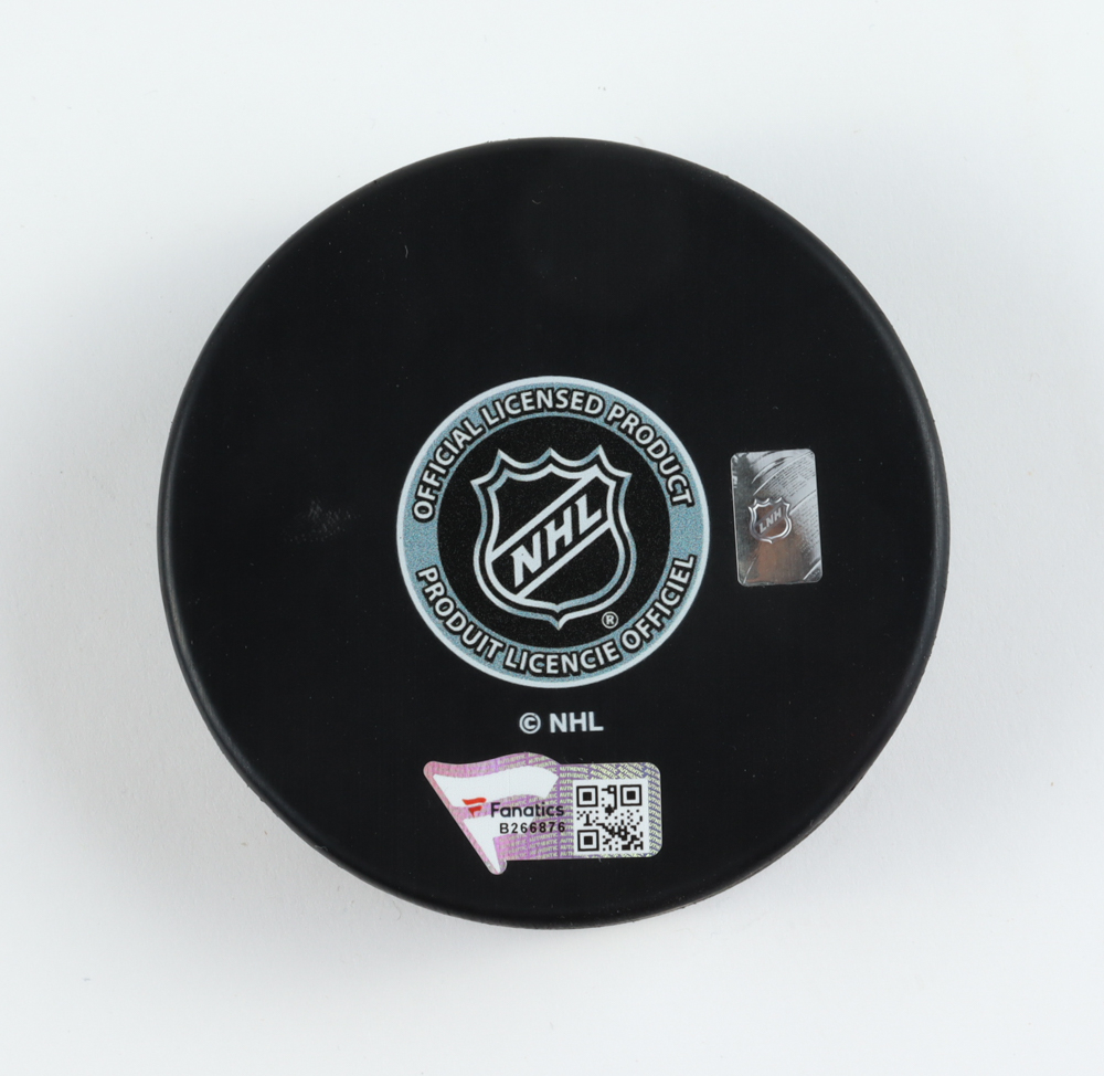 Torey Krug Signed Bruins Logo Hockey Puck (Fanatics) | Pristine Auction