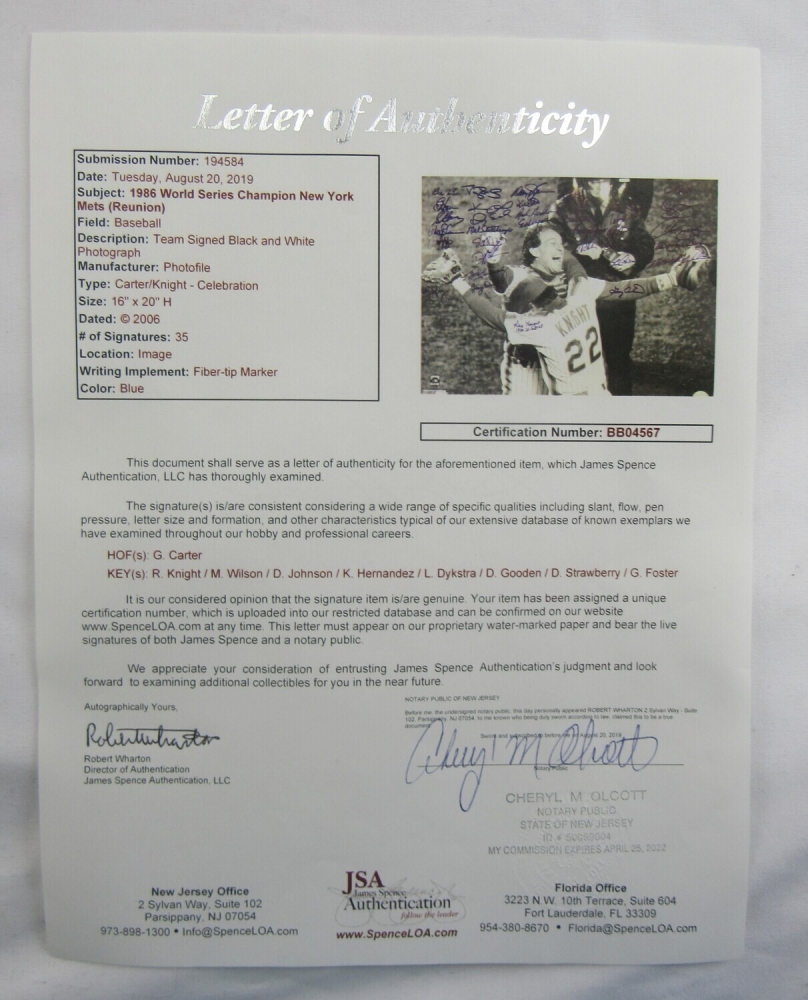 1986 Mets 16x20 Photo Team-Signed by (35) with George Foster, Ed Hearn ...