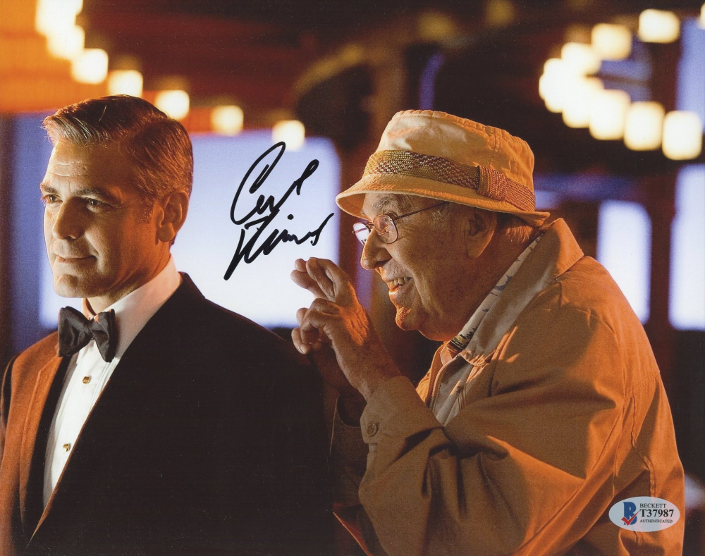 Carl Reiner Signed "Ocean's Eleven" 8x10 Photo (Beckett) | Pristine Auction