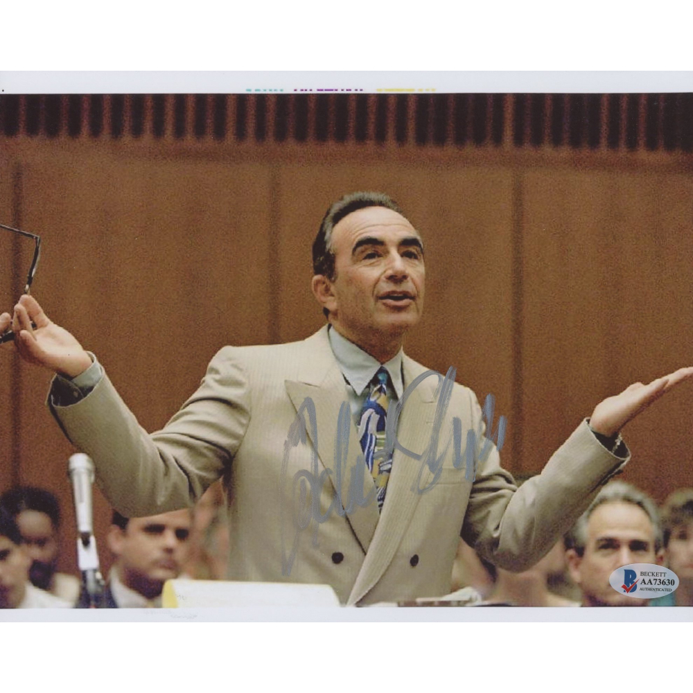 Robert Shapiro Signed 8x10 Photo (Beckett) | Pristine Auction