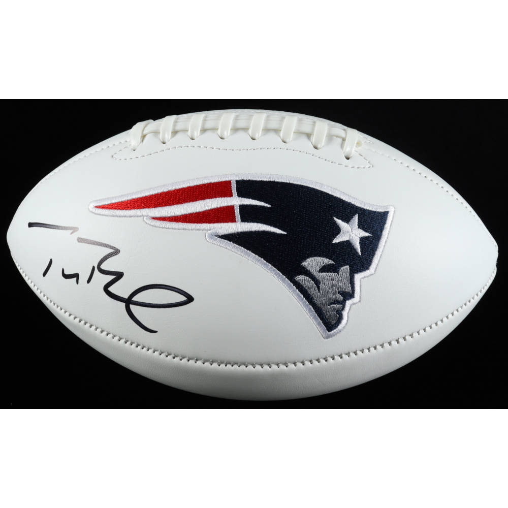 Tom Brady Signed Patriots Logo Football (Fanatics) | Pristine Auction