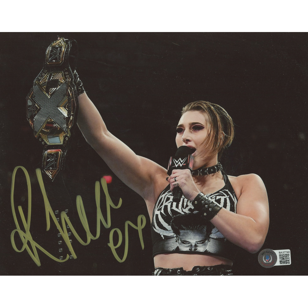 Rhea Ripley Signed WWE 8x10 Photo (Beckett) | Pristine Auction