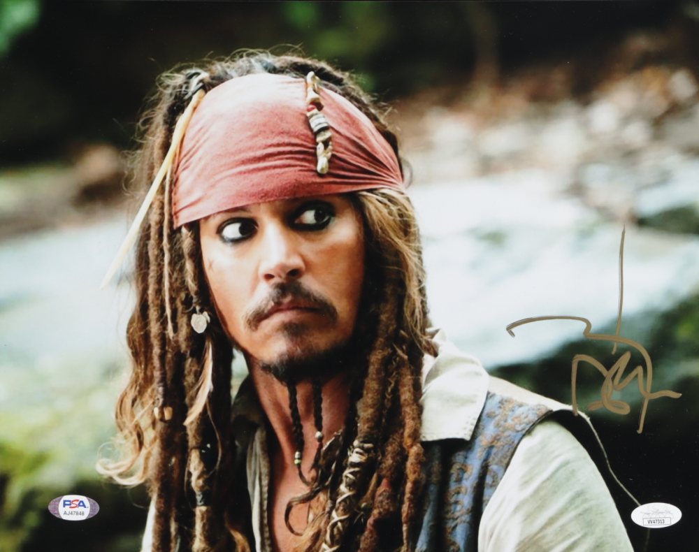 Johnny Depp Signed "Pirates of the Caribbean" 11x14 Photo (JSA ...