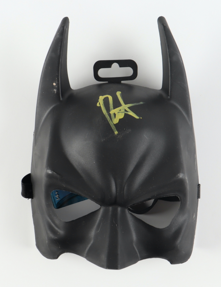 Roger Craig Smith Signed "Batman" Mask (BAM! Authentic) | Pristine Auction