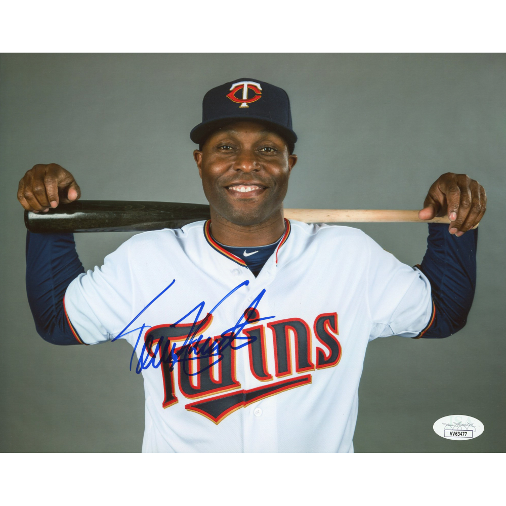 Torii Hunter Signed Twins 8x10 Photo (JSA) | Pristine Auction