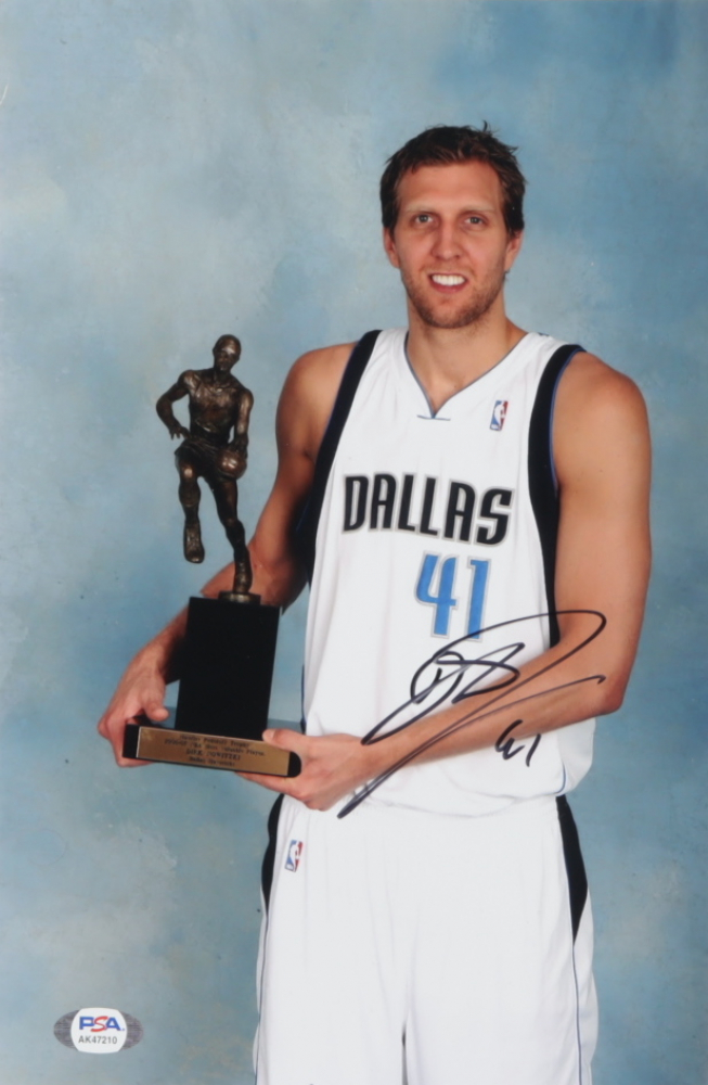 Dirk Nowitzki Signed Mavericks 8x12 Photo (PSA) | Pristine Auction