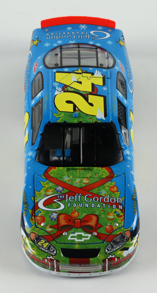 Jeff Gordon LE #24 Foundation / Holiday Car 2005 Monte Carlo 1:24 Scale ...
