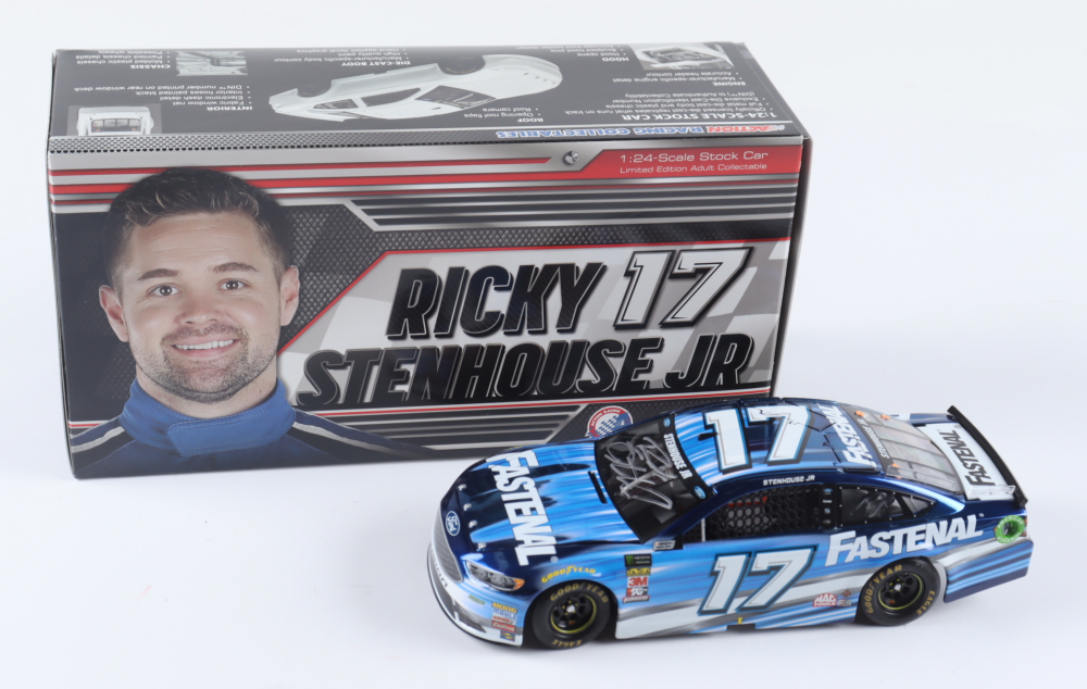 Ricky Stenhouse Jr. Signed LE #17 Fastenal 2018 Fusion Color Chrome 1: ...