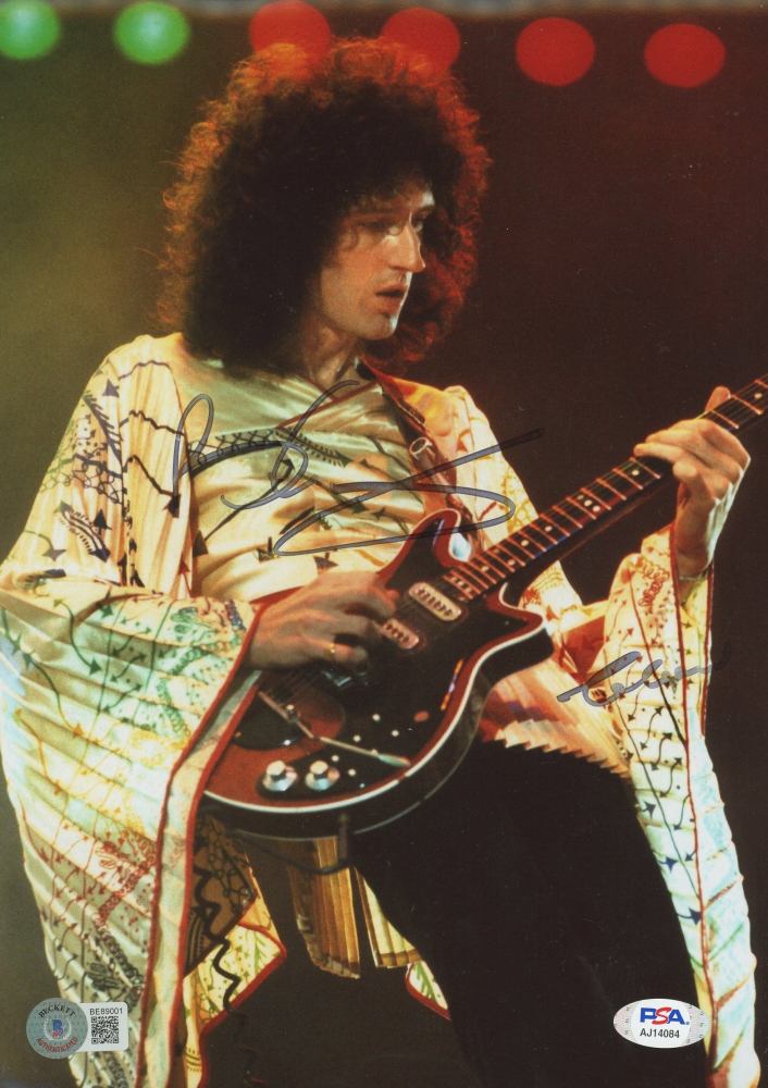 Brian May Signed "Queen" 9x11 Photo (Beckett) | Pristine Auction