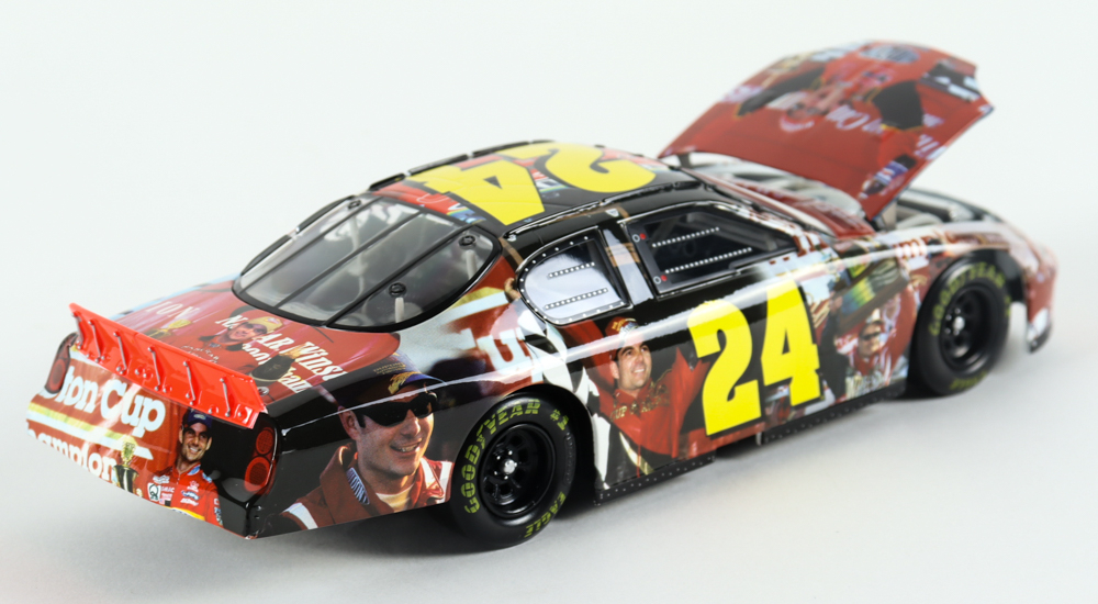 Jeff Gordon LE NASCAR #24 Milestones / 4x NASCAR Champion - 2005 Monte ...