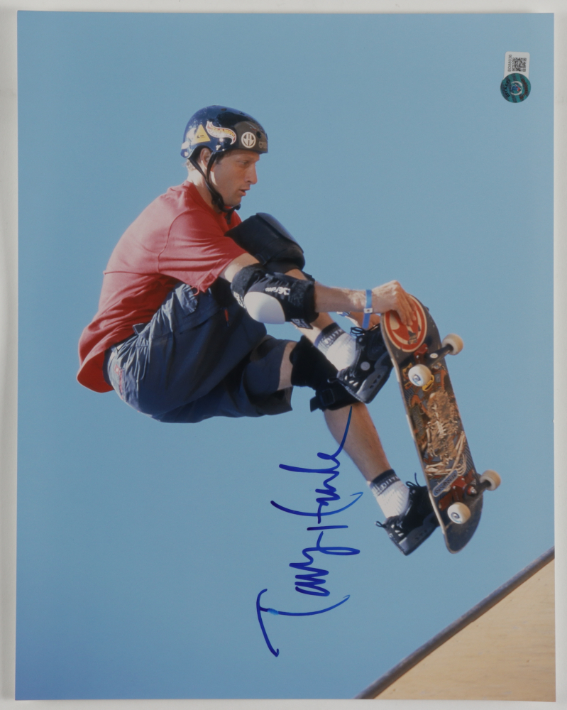 Tony Hawk Signed 11x14 Photo (Beckett) | Pristine Auction