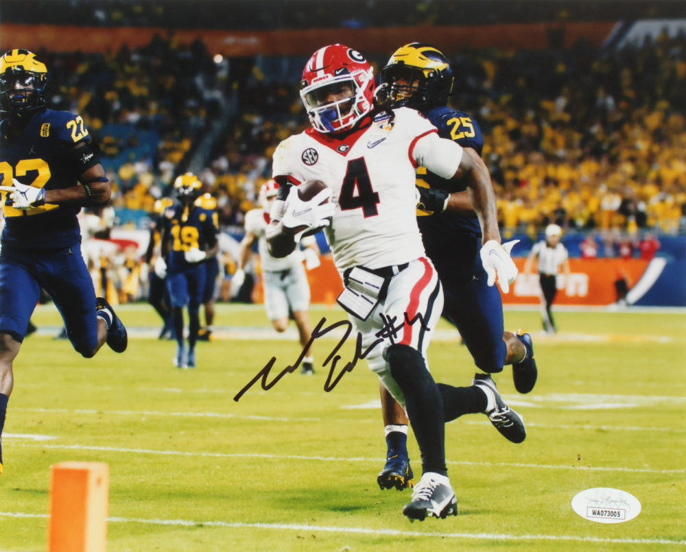 James Cook Signed Georgia Bulldogs 8x10 Photo (JSA) | Pristine Auction