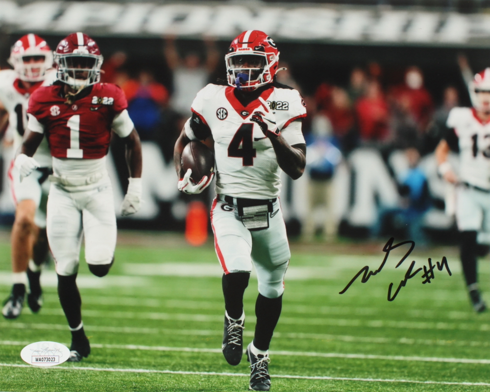 James Cook Signed Georgia Bulldogs 8x10 Photo (JSA) | Pristine Auction