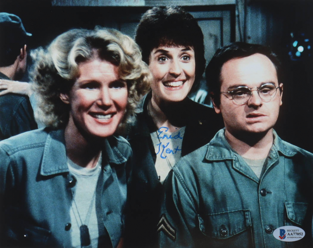 Enid Kent Signed "M*A*S*H" 8x10 Photo (Beckett) | Pristine Auction