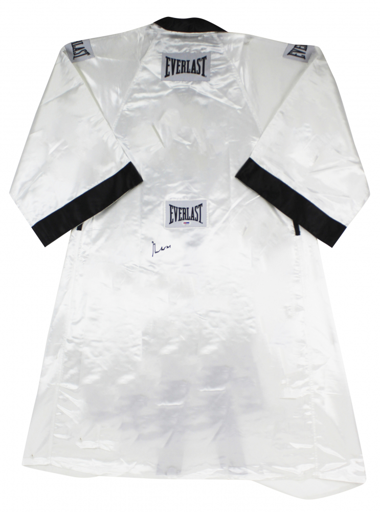 Muhammad Ali Signed Everlast Boxing Robe (PSA) | Pristine Auction