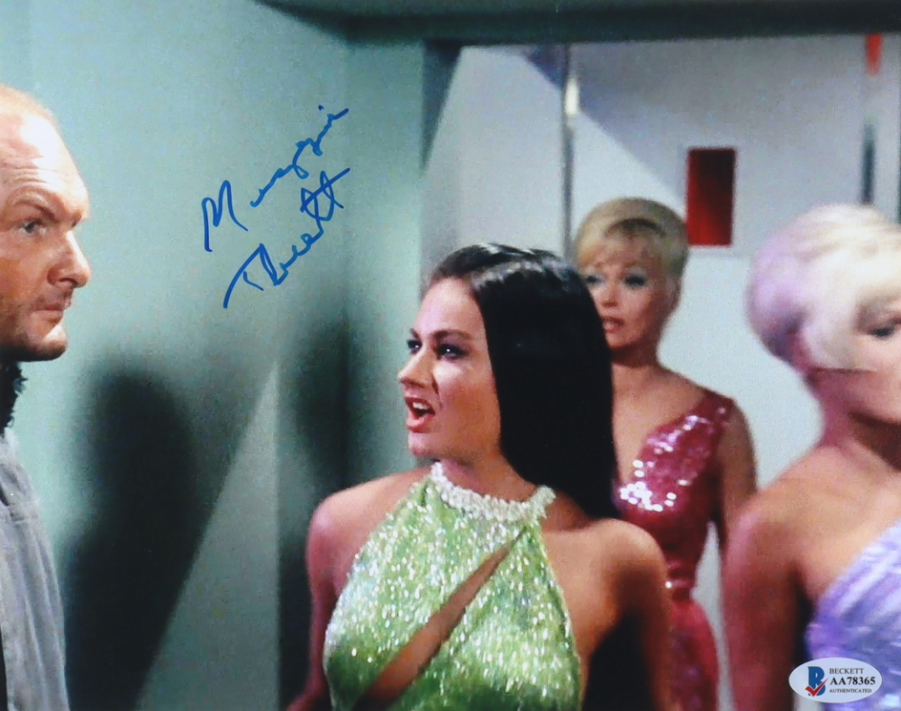 Maggie Thrett Signed "Star Trek" 8x10 Photo (Beckett) | Pristine Auction