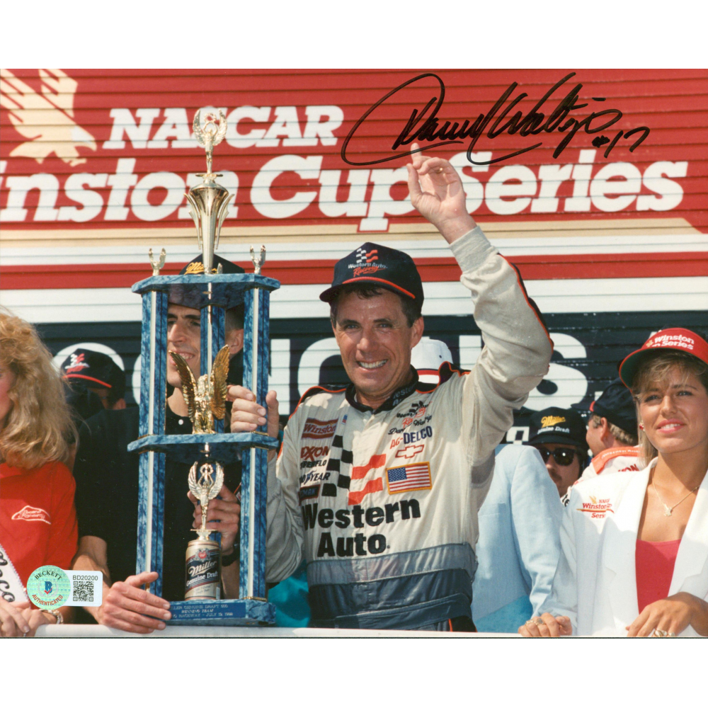 Darrell Waltrip Signed NASCAR 8x10 Photo (Beckett) | Pristine Auction