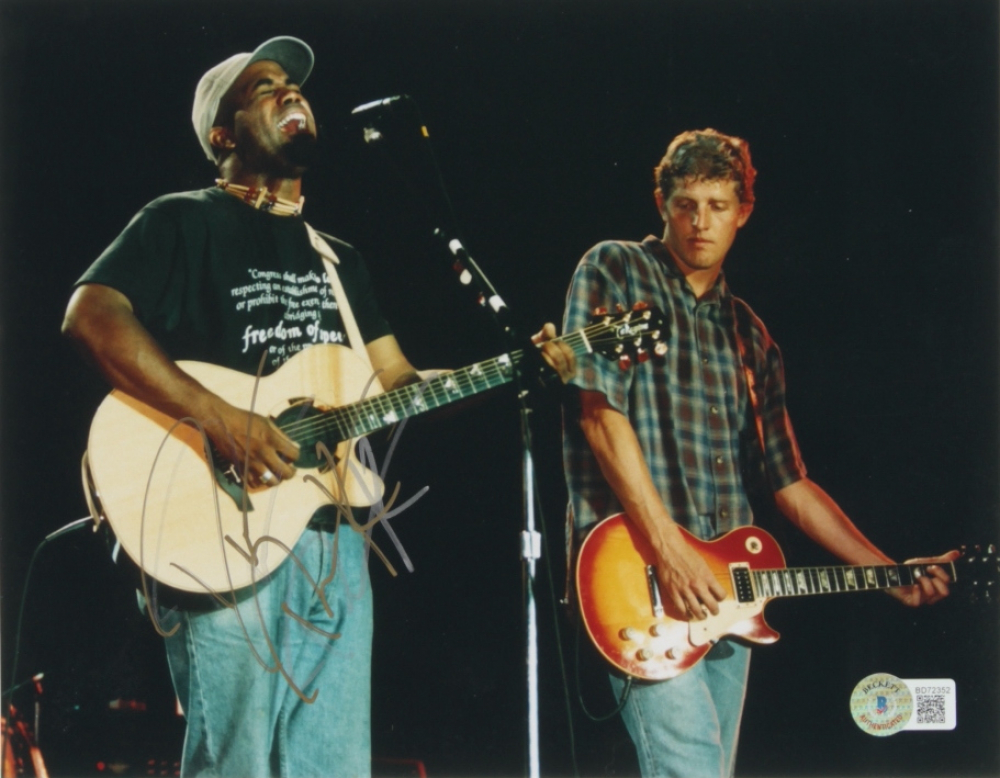 Darius Rucker Signed 8x10 Photo (Beckett) | Pristine Auction