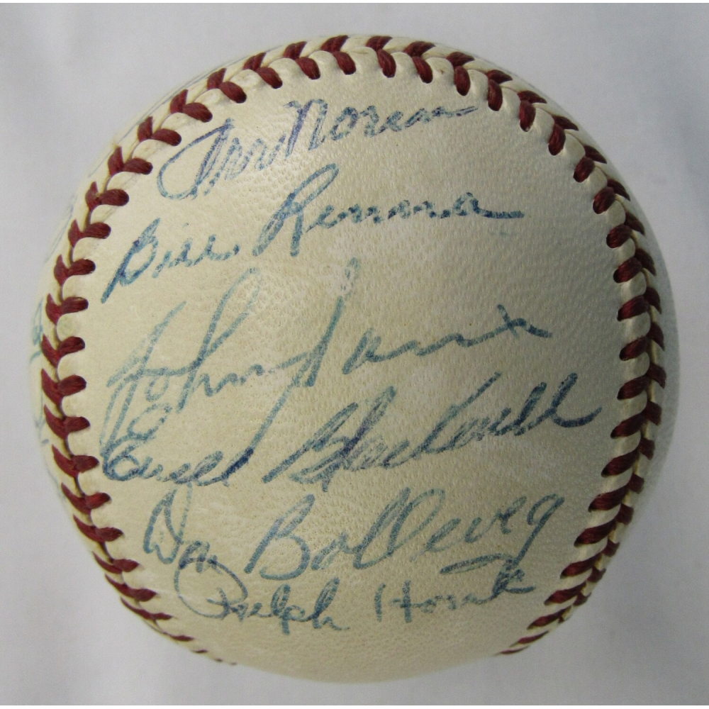 1953 Yankees Baseball Team-Signed by (22) with Vic Raschi, Allie ...