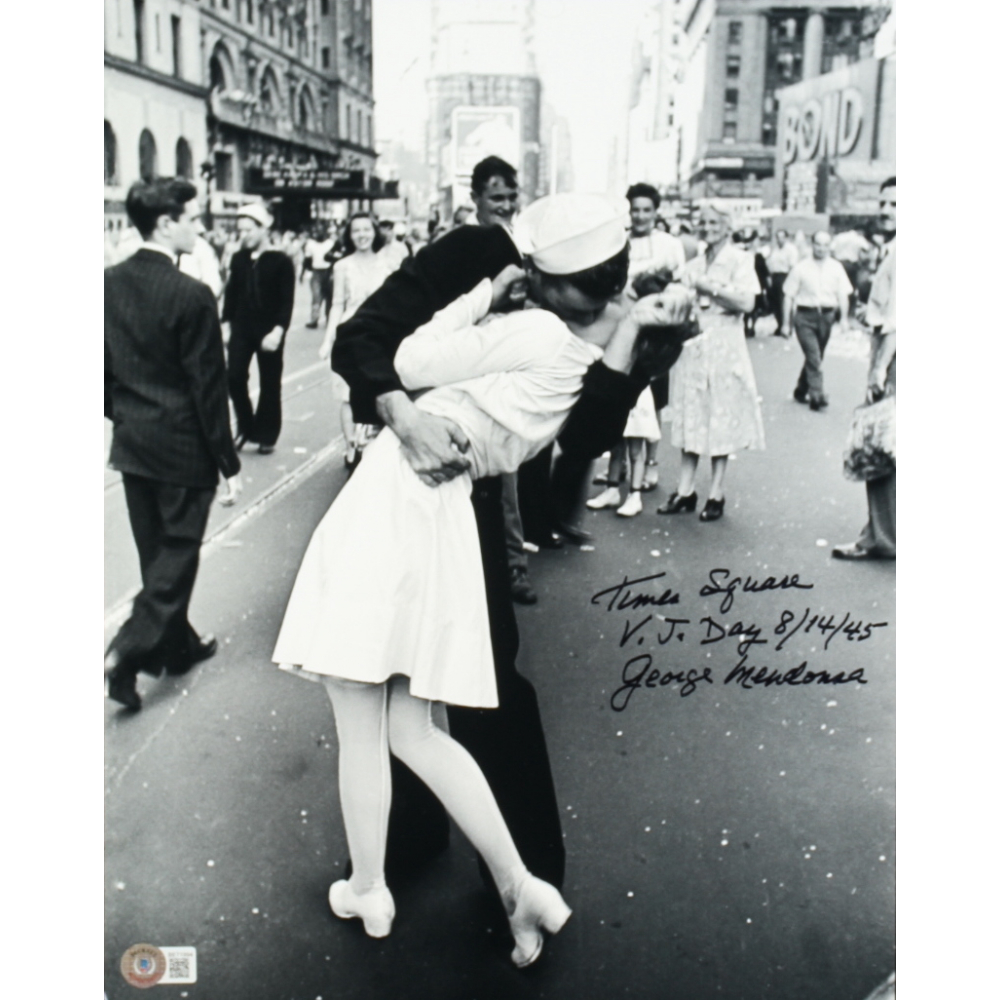 George Mendonsa Signed "V-J Day in Times Square" 11x14 Photo Inscribed ...