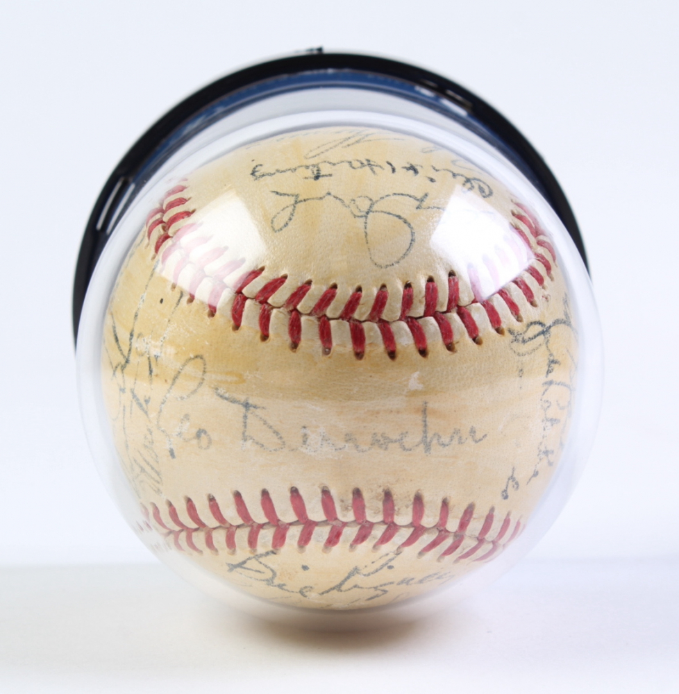 1951 Giants ONL Baseball Team-Signed by (25) with Willie Mays, Leo ...