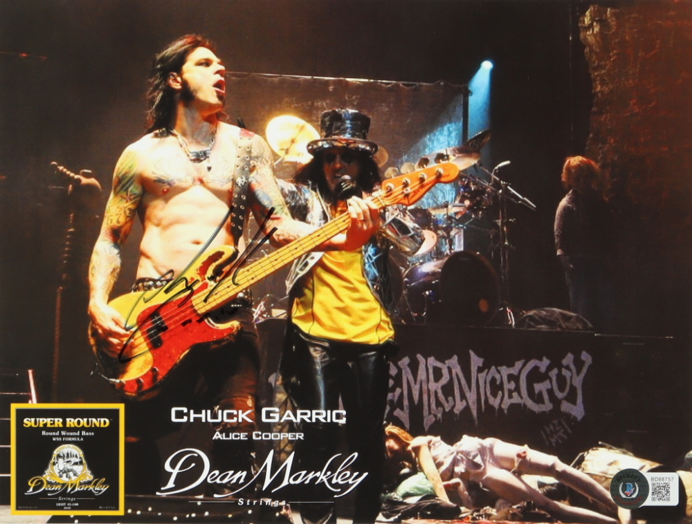 Chuck Garric Signed 8x10 Photo (Beckett) | Pristine Auction