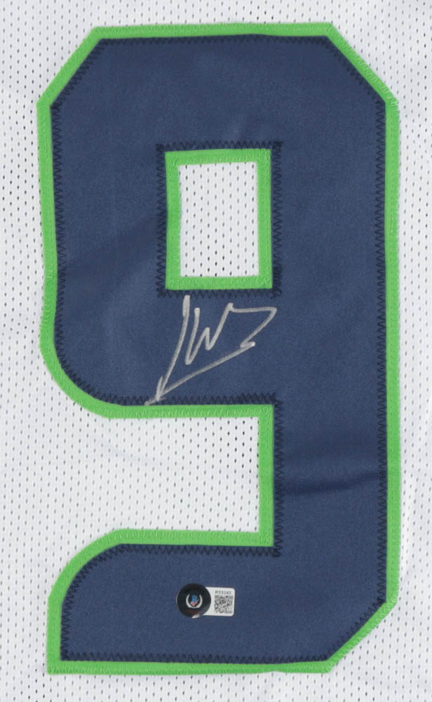 Kenneth Walker III Signed Jersey (Beckett) | Pristine Auction